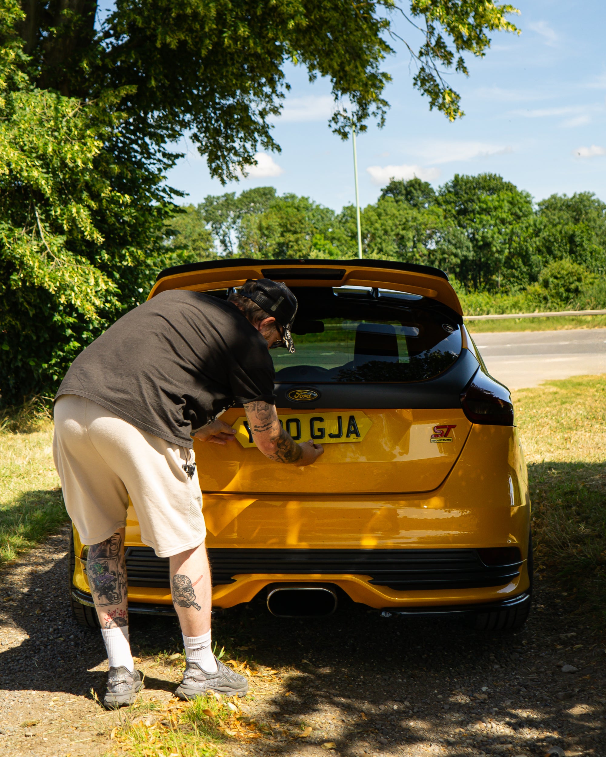 Hold My Plate - Magnetic number plate kits